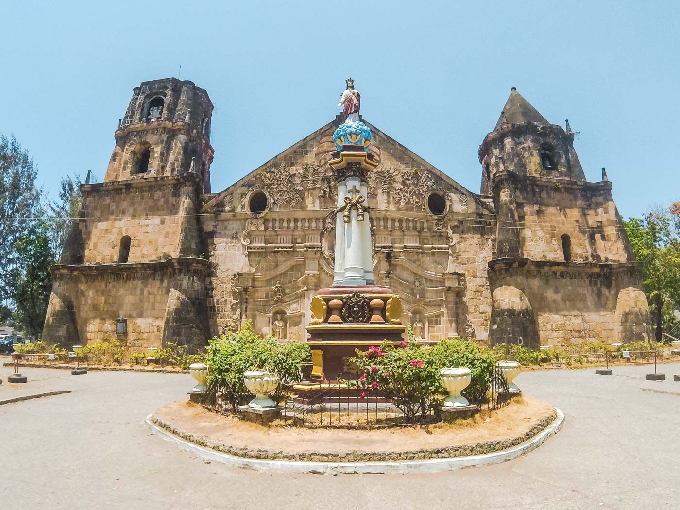 7 Iloilo churches you can go to for Visita Iglesia