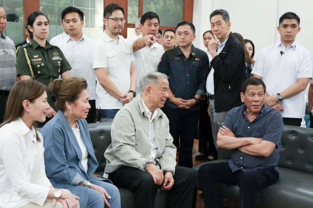Duterte visits wakes of John Gokongwei, Bong Tan
