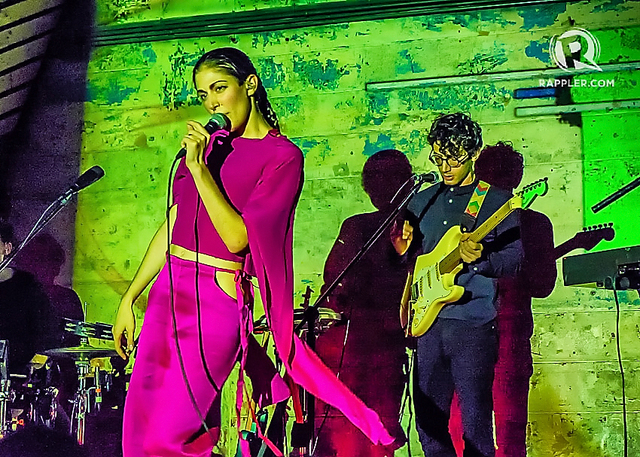 [IN PHOTOS] Chairlift: Bringing their rich synthpop sound to Manila