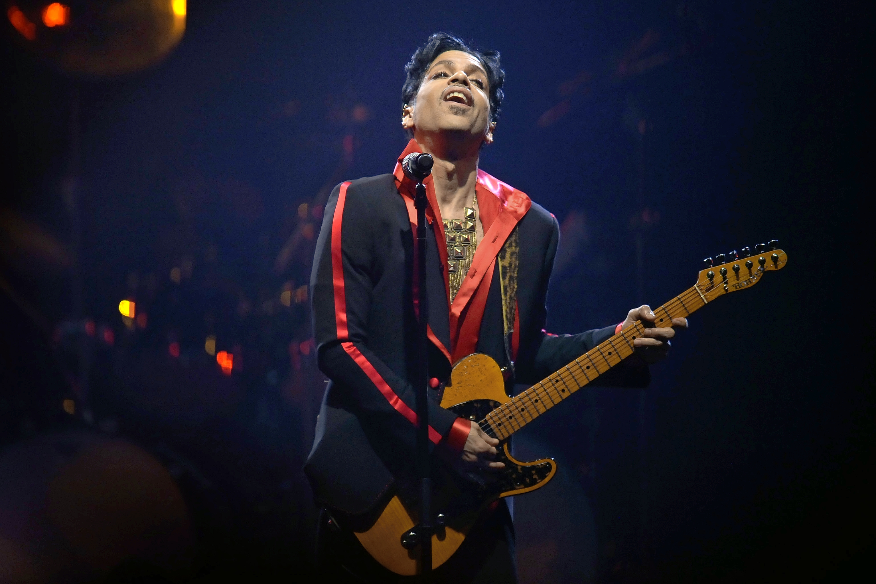 Prince cremated, with resting place secret