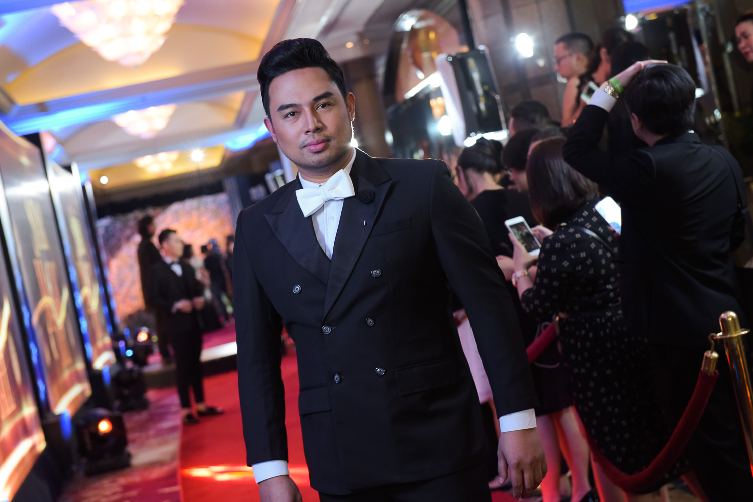 IN PHOTOS: Star Magic Ball 2016 – all the red carpet looks here