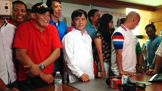 Makati councilors skip Peña's first flag ceremony as acting mayor Makati councilors skip Peña's first flag ceremony as acting mayor