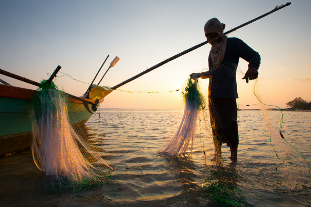 PH brings home 17 illegal fishermen from Indonesia