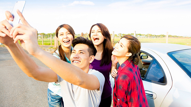 What drives millennials’ ‘strange’ technology habits? – brixnaps What drives millennials’ ‘strange’ technology habits? – brixnaps