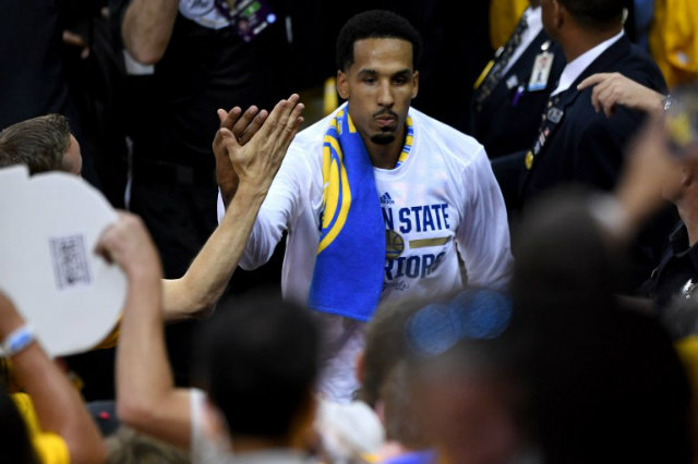 Livingston overcomes severe injury to star in NBA Finals