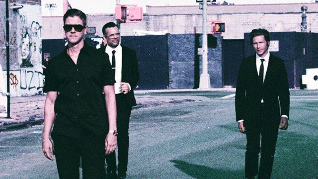 Snowstorm traps rock band Interpol
