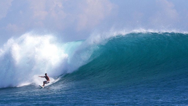 Rote Open International Surfing Competition kicks off