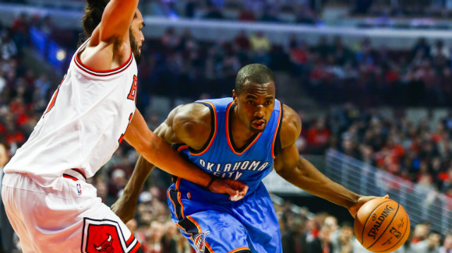 Thunder lose Ibaka for 4 to 6 weeks, Thompson out for Warriors