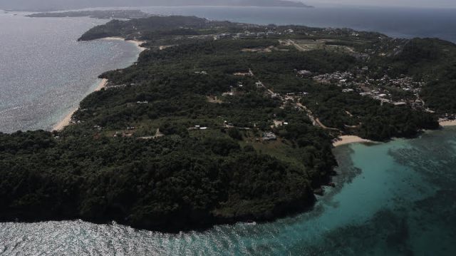 36,000 jobs, P56 billion 'at stake' if Boracay closed for a year