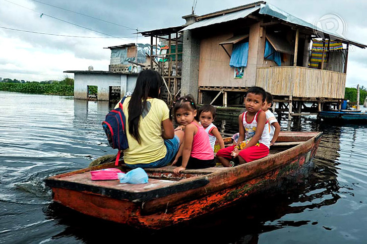 The floating world of Artex