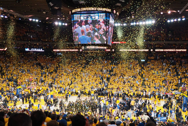 IN PHOTOS: Warriors complete series comeback for NBA Finals return