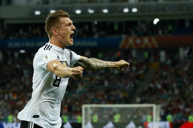 Kroos stunner rescues Germany's World Cup hopes