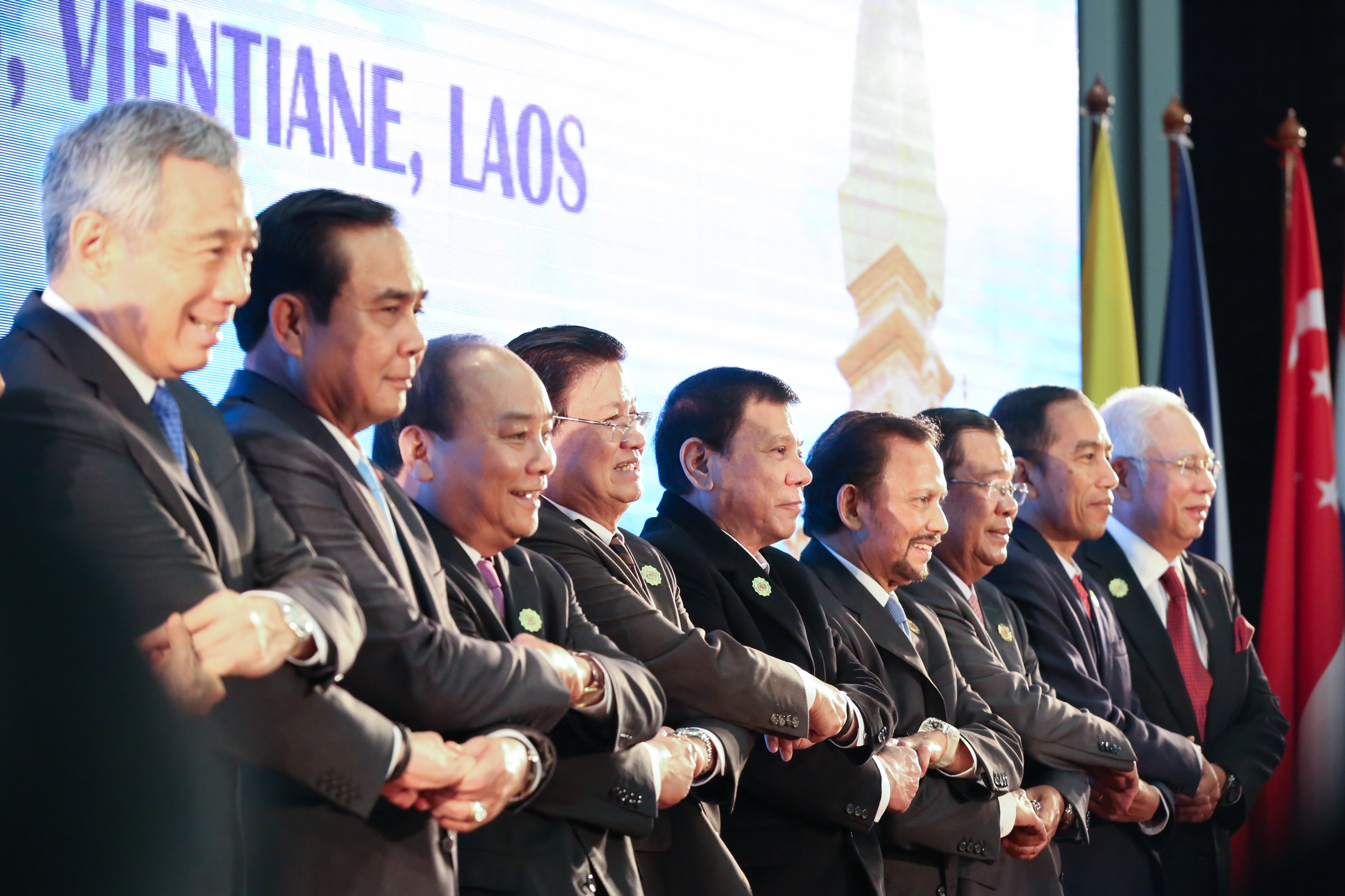 Asean Delegates Scrambling For Duterte Selfies Spokesman