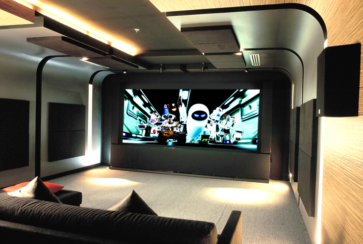 Outdoor-ready, front projection screens now available in the Philippines