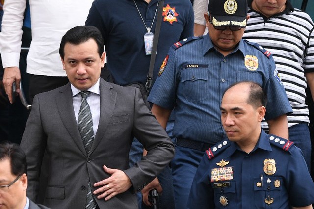 How Trillanes' own batch mate arrested him at the Senate