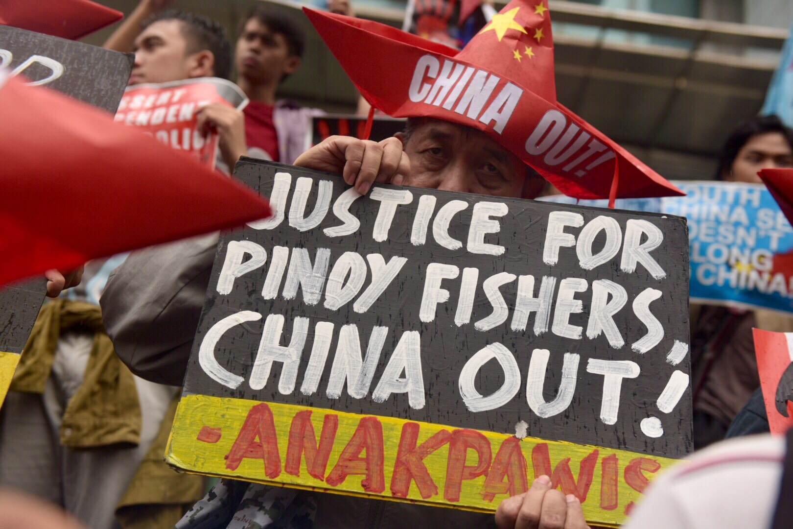 IN PHOTOS: Militant groups protest at Chinese consulate