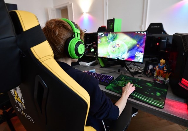 Inside a Berlin 'gaming house,' where the esports elite hone their skills